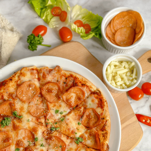 Chicken Pepperoni Pizza | Tedboy
