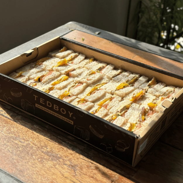 Hummus Bell Pepper Sandwich Catering Box (Vege) | Tedboy