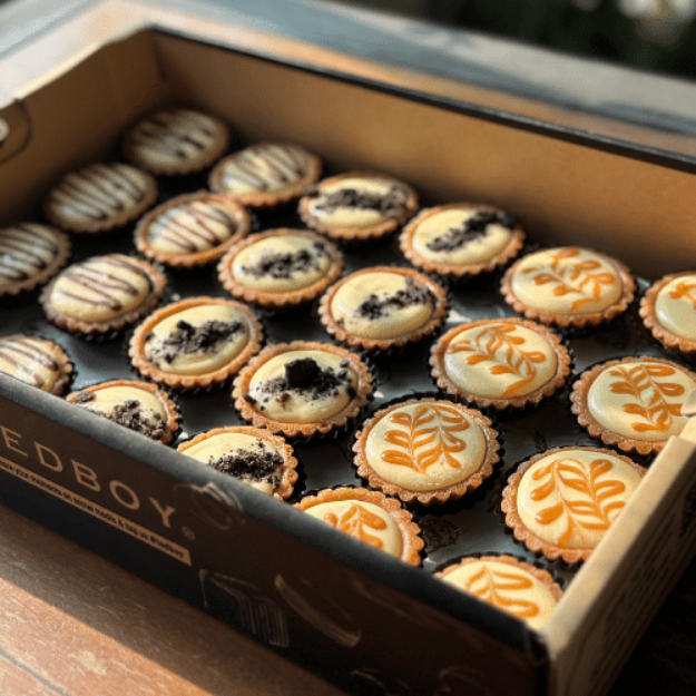Mini Cheese Tartlets Catering Box | Tedboy