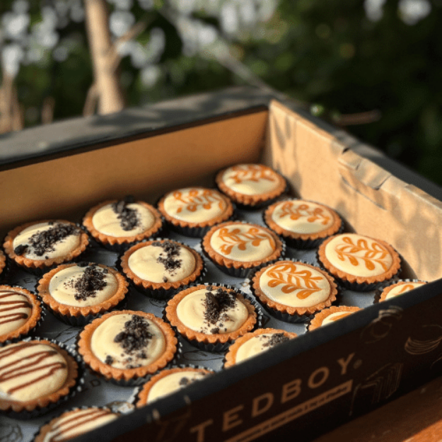 Mini Cheese Tartlets Catering Box | Tedboy