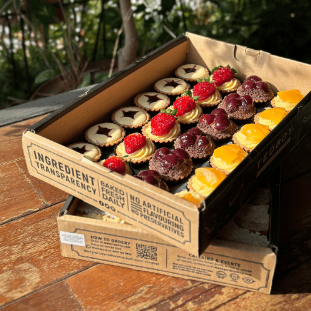 Mini Fruit Tartlets Catering Box | Tedboy